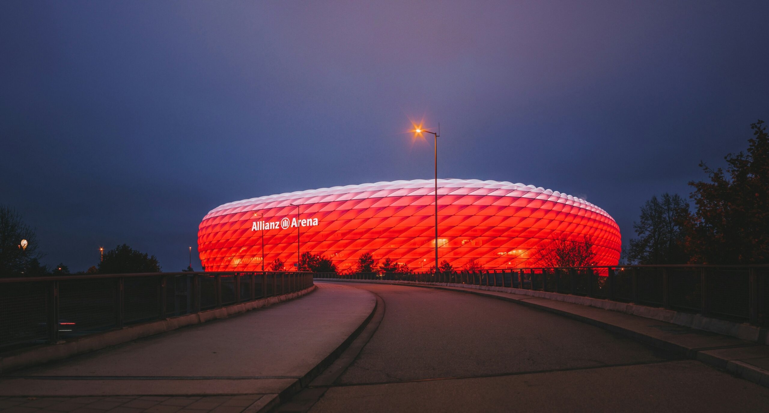 Allianz Arena Stadium Guide: Iconic Venue of Bayern Munich - Soccer ...